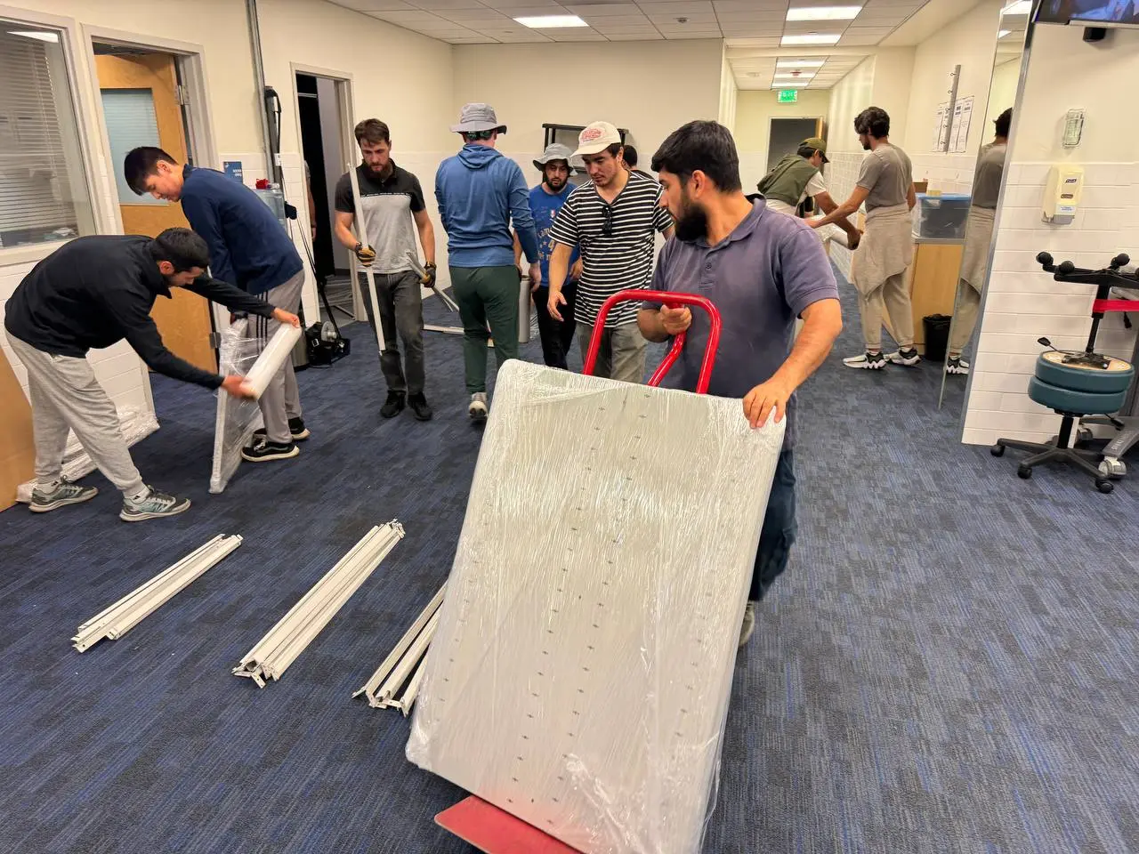 Santa Clarita Movers | Eagle Star Moving